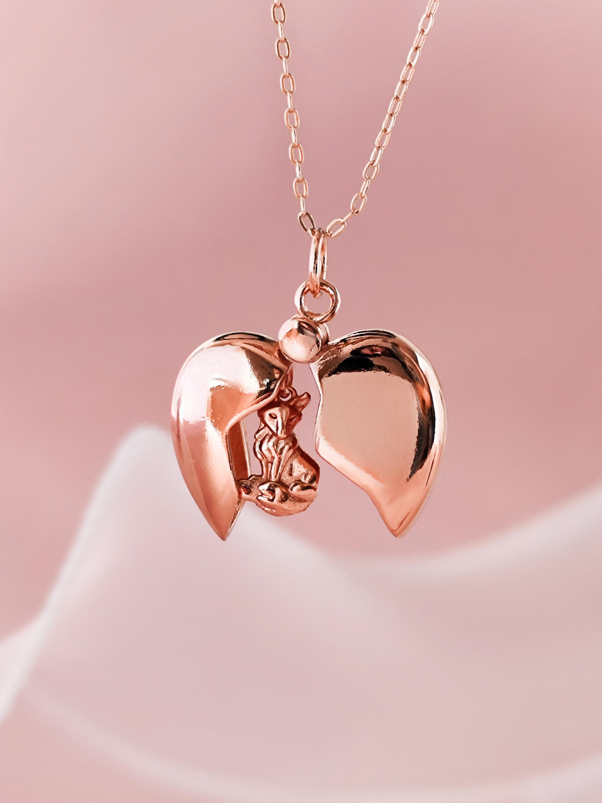 Jacks Broken Heart Locket Necklace – Gadget4entertainment