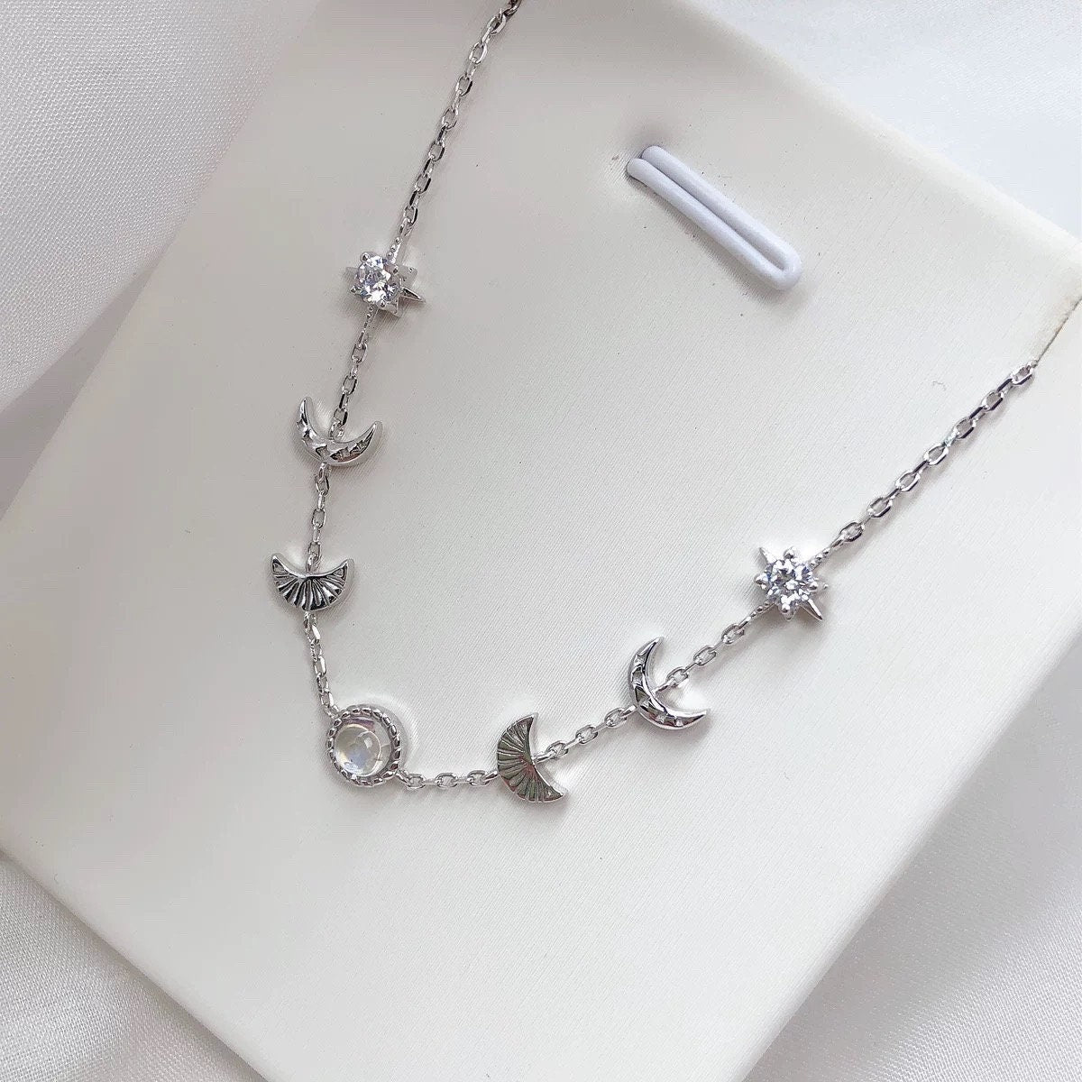 Feyre Tattoo Necklace – Gadget4entertainment